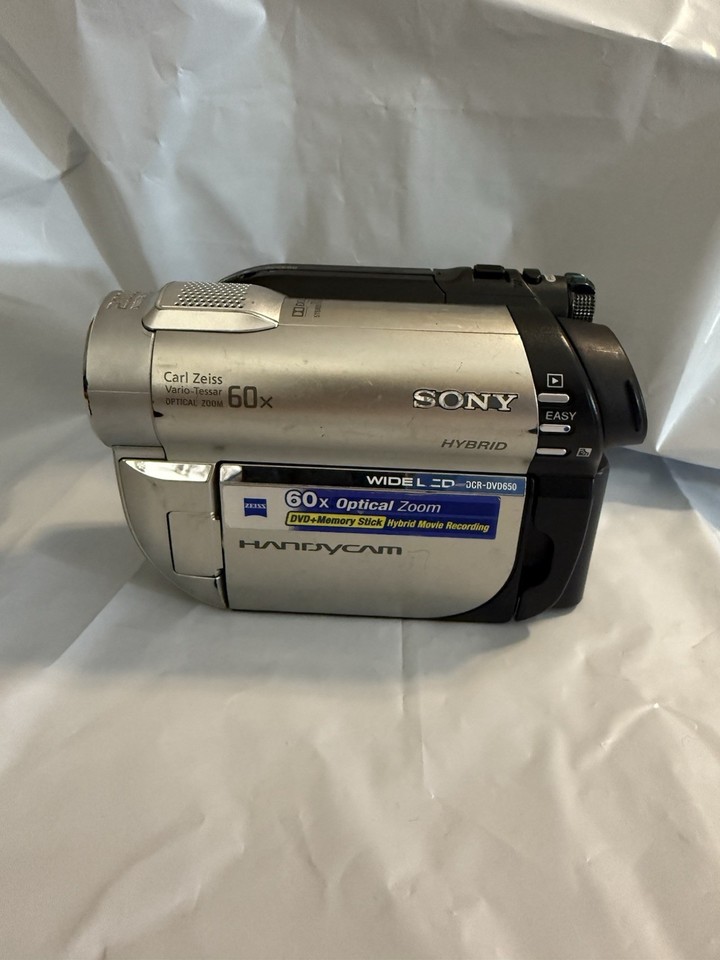 Sony Handycam DCR-DVD650 Handheld Digital Video Camera Recorder ...