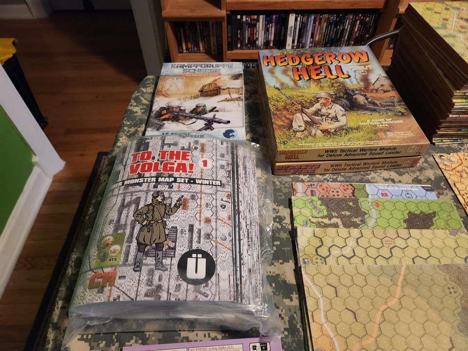 Advanced Squad Leader Lot. Many modules, partly punched or completely ...