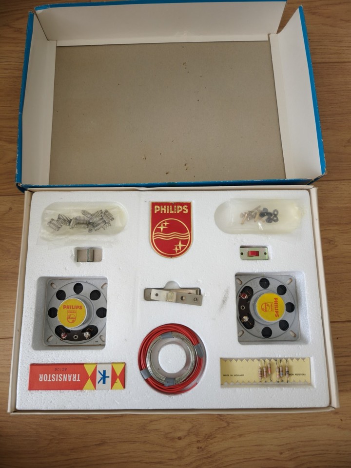 Philips Electronic Engineer EE8 EE20 & Mechanical Engineer ME1200 ...