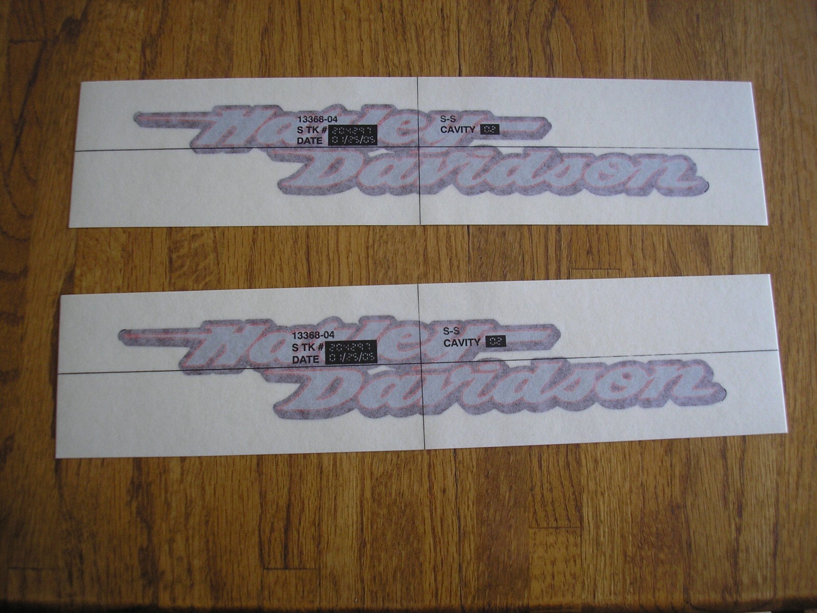 2 OEM Harley Davidson Dyna Twin Cam Fuel Gas Tank Decals 13368-04 Pair ...