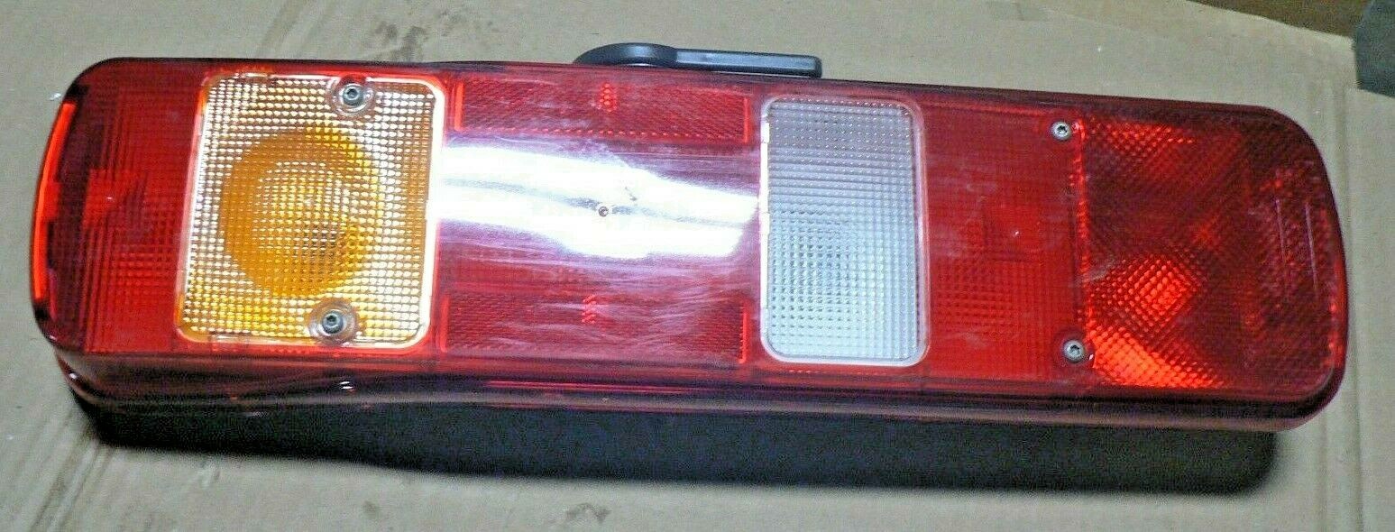 GENUINE Volvo Truck Taillight Fm Fh Right Side 20565104 20892368 ...