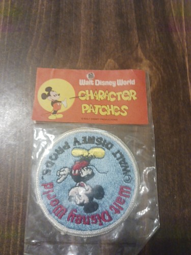 WALT DISNEY WORLD 1970's CHARACTER PATCHES SOUVENIR MIP UNUSED MICKEY ...