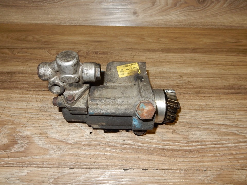 Original Engine DT466E / DT466 Navistar High Pressure Oil Pump HPOP OEM ...