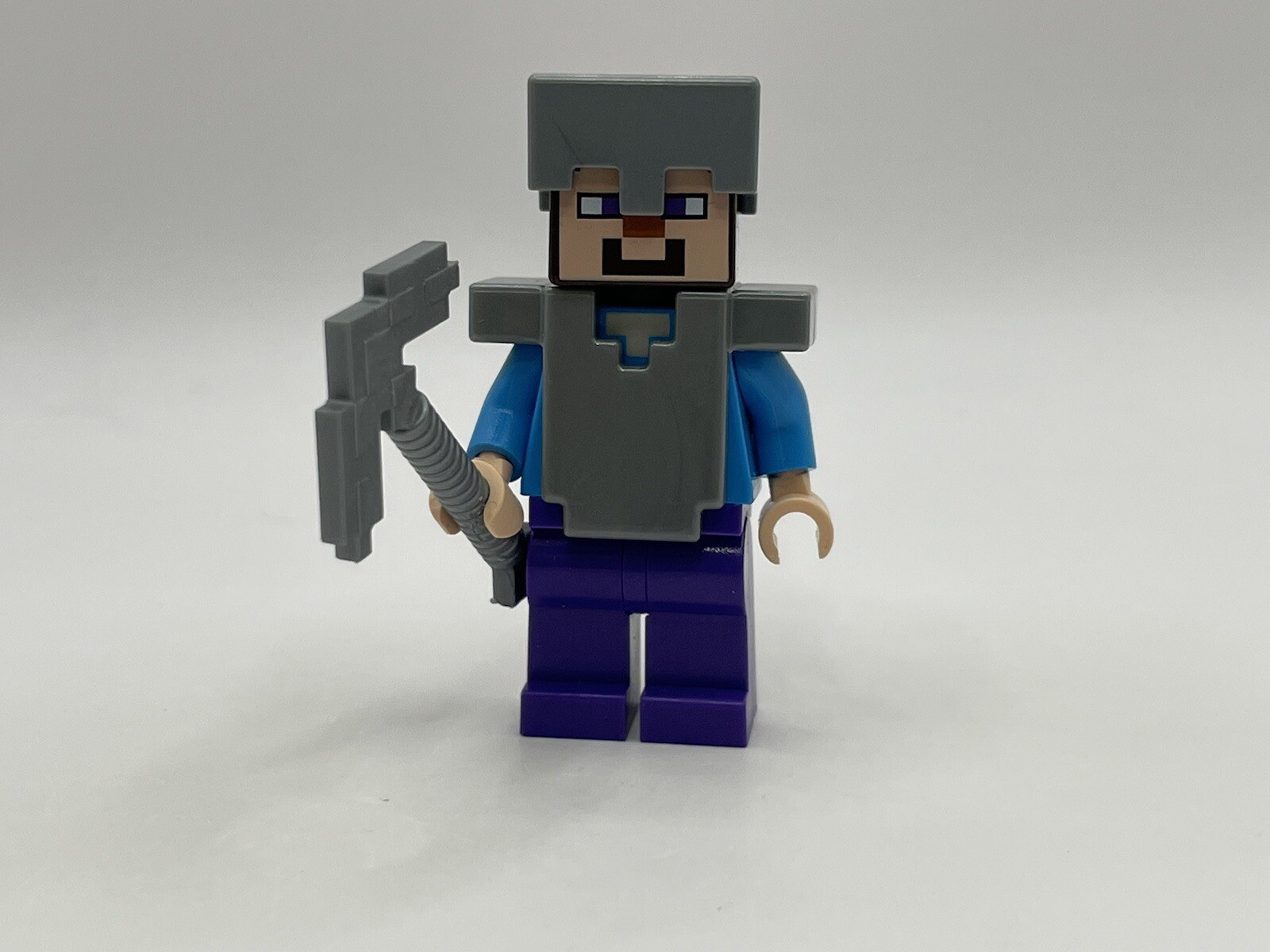 LEGO Minecraft min053 Steve Flat Silver Legs Helmet Armor Mini Figure ...