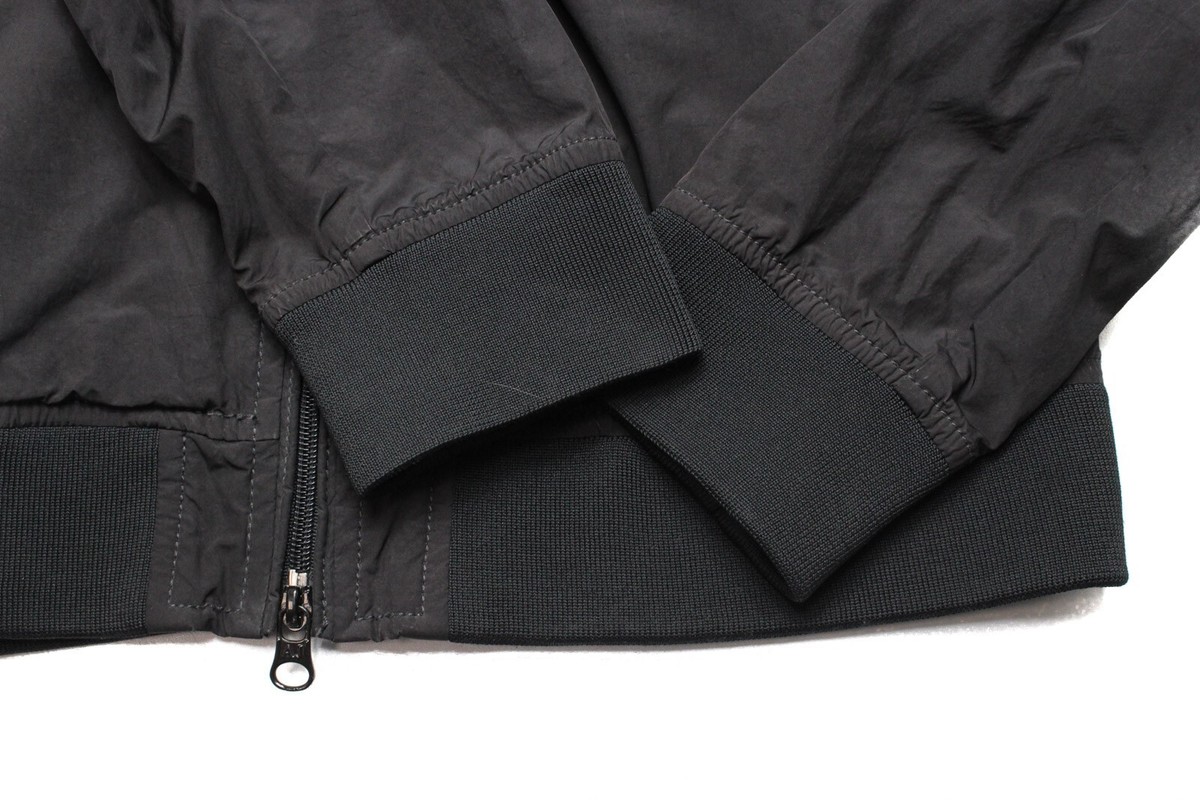 ARMANI JEANS Jacket Men's US LARGE Hidden Hood Half Lined ARMANI JEANS Jacket Men's US LARGE Hidden Hood Half Lined