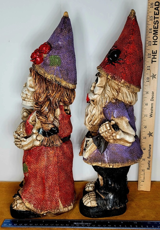 16 inch SKELETON GNOME Couple Male W/Bird & "Wicked" Sign Female W/Cat ...