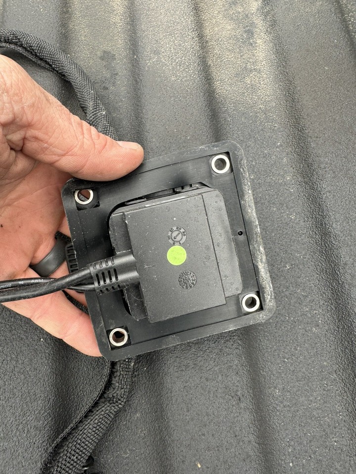 2020-2024 OEM Dodge Ram 2500 3500 Truck Bed Inverter Power Outlet W ...