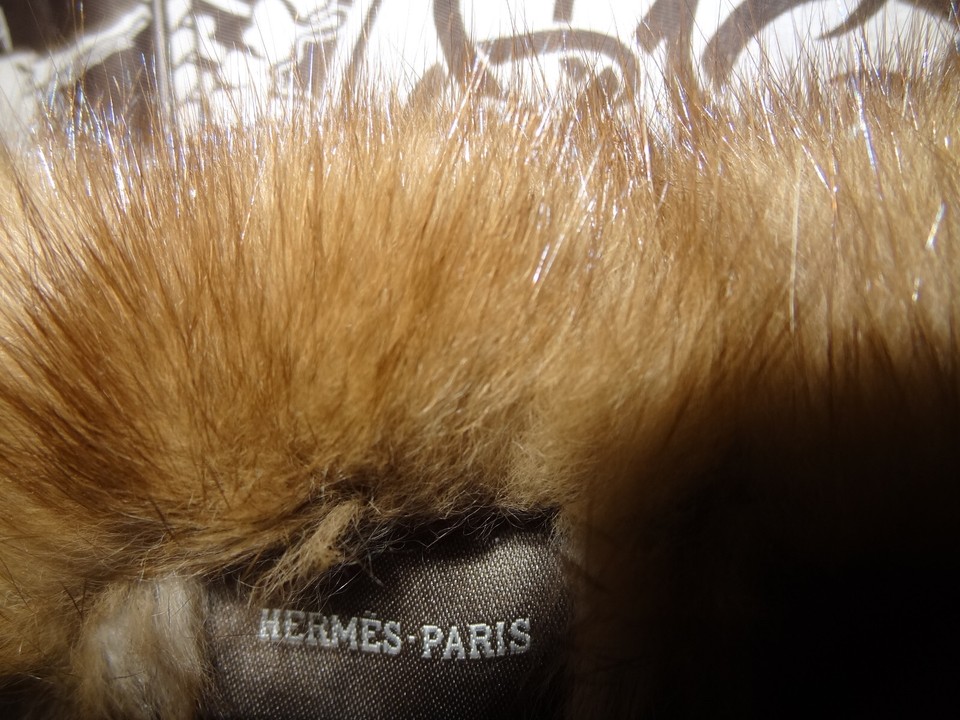 HERMES ' Ex Libris ' Twill Silk Russian SABLE real Fur (100cm x 100cm ...