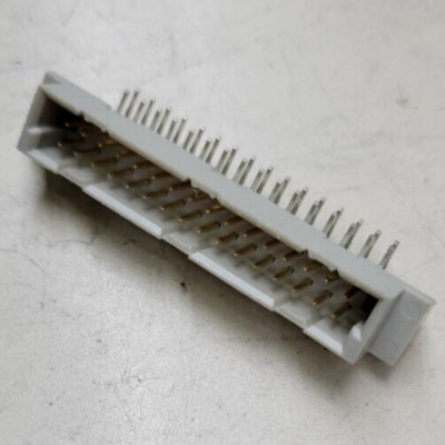 Qty 2, Panduit 100-632-053, CONN, 32 PIN, PLUG, RA | eBay