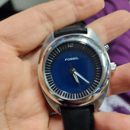 Fossil Watch Silver Tone Round Blue Face batteries needed selling as is ...