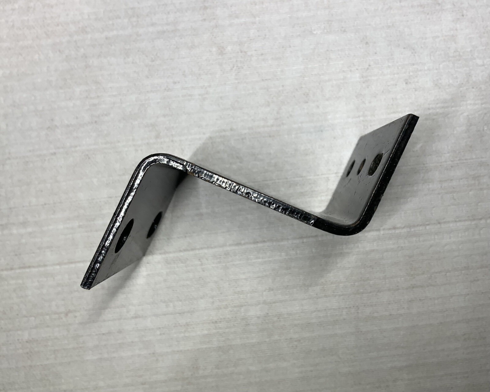 Hendrickson 57975-000 Primaax Height Control Valve Z Bracket - 57975-G ...