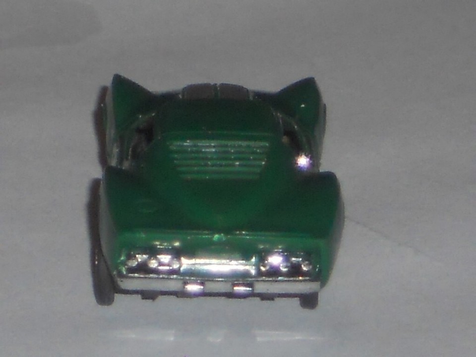 VINTAGE AURORA TJET #1380 MAKO SHARK GREEN RUNS GREAT SUPER NICE HO ...