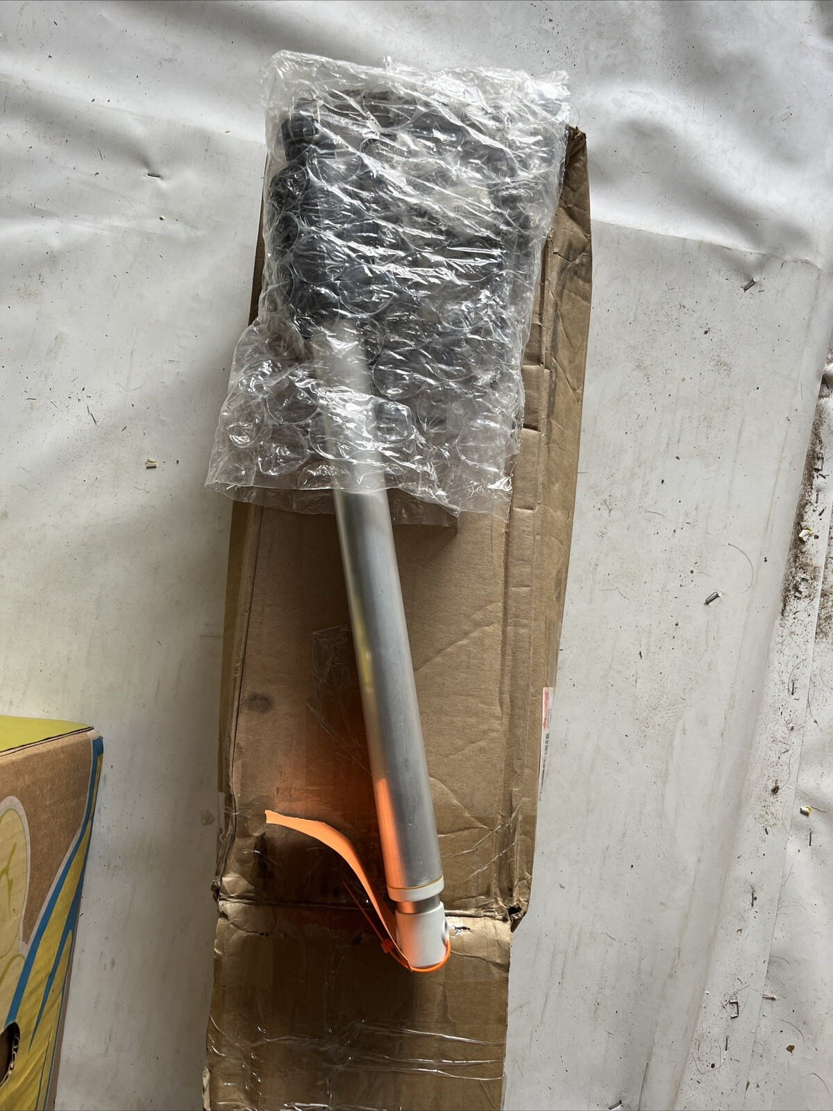 Linak Dk-6430 Travel Actuator Ka20-c075-03 Ww099671 18500032 for sale ...