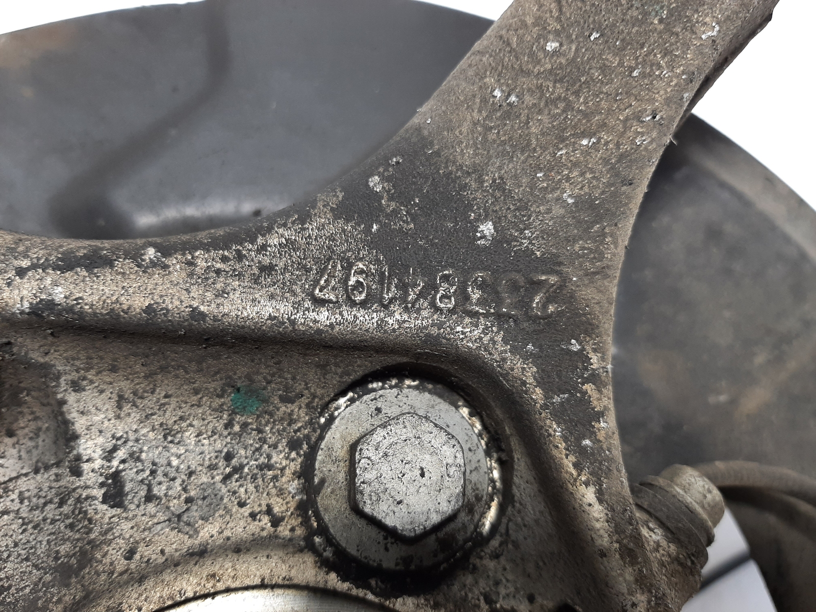 OPEL Insignia B Grand Sport 1.6 CDTI avant Gauche Moyeu Roue 23384197 ...