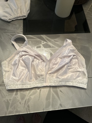 Playtex 4693 18 Hour Original Comfort Strap NO WIRE Bra 44DD WHITE 18 ...