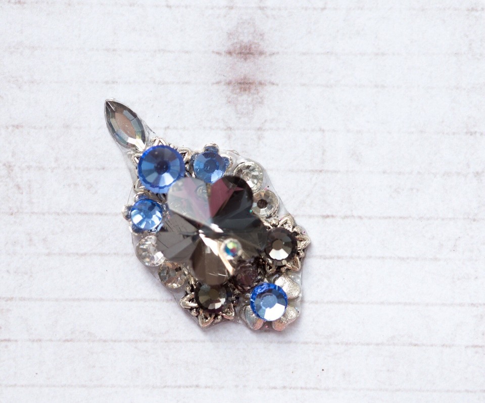 Tribal Bindi Holly Blue ATS Tribal Fusion FCBD Style Belly dance Face ...