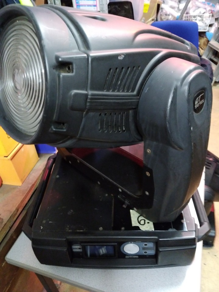 Robe Show Lighting Color Wash 700E AT Moving Head Stage/Dj Light (6 ...