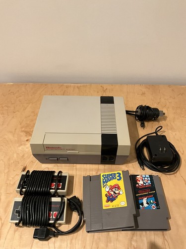 Nintendo Entertainment System NES Console- Bundle Black Box 2 Game Lot ...