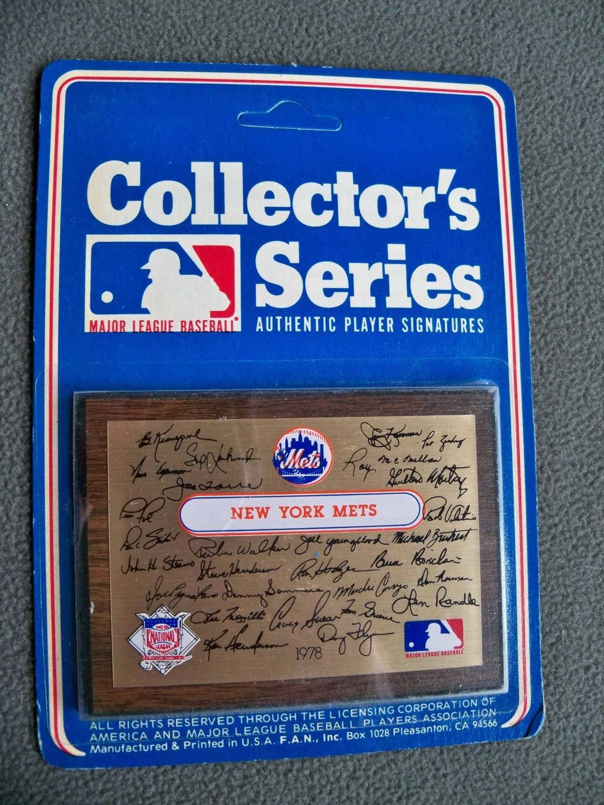 1978 NEW YORK METS Autograph Plaque with Facsimile Autographs Unopened ...