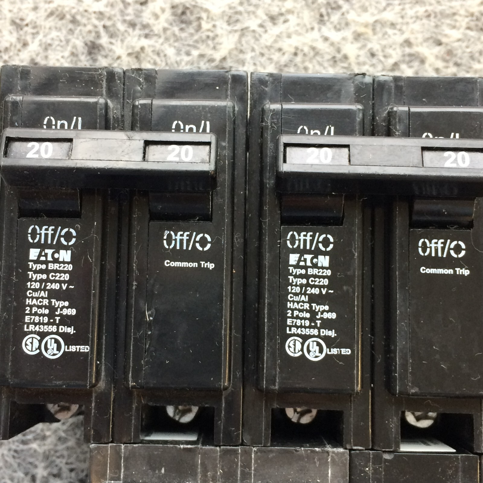 Lot of 5 Eaton BR220 20 Amp 2 Pole 120 240V AC C220 Plug In Circuit ...
