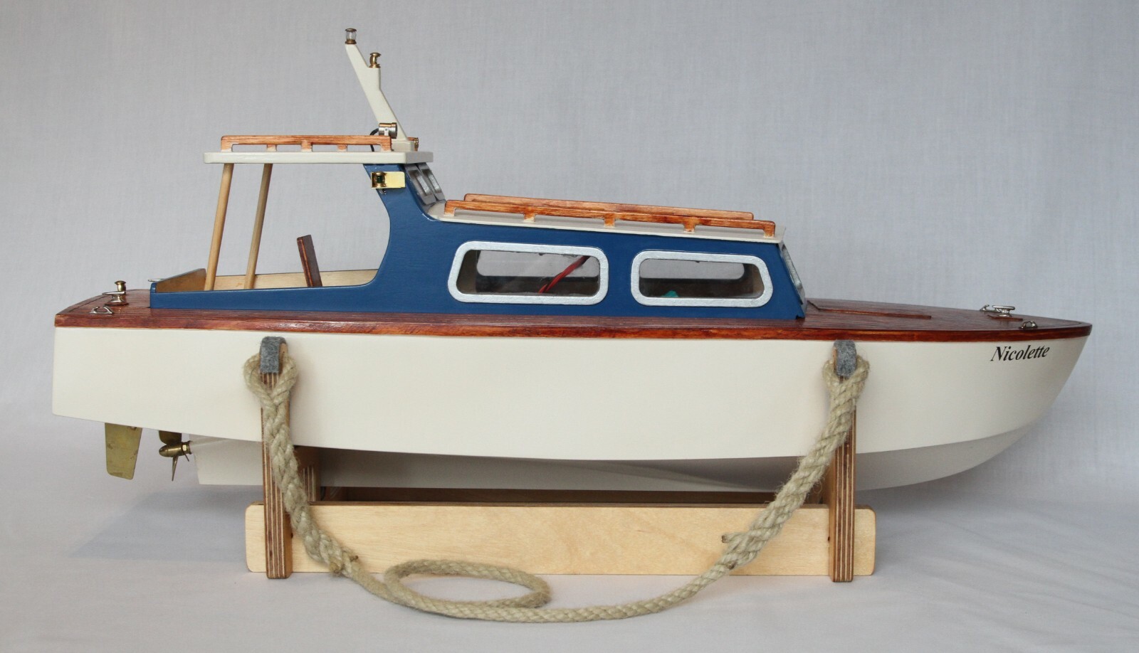 Kestral Radio Control wood model boat kit RC with Fittings, Motor ...