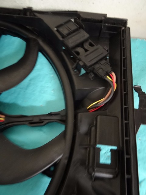BMW 335i E90 E92 Front Engine Radiator Cooling Fan Motor Assembly OEM ...