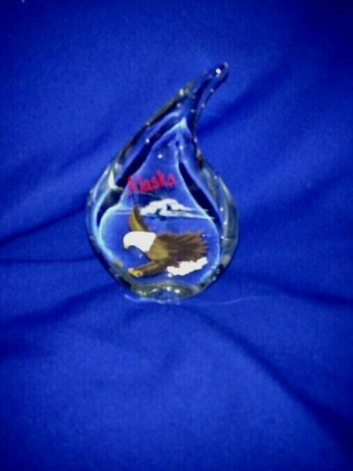 Larson Crystal HAND PAINTED Alaska Eagle VTG 98 Art glass Paperweight ...