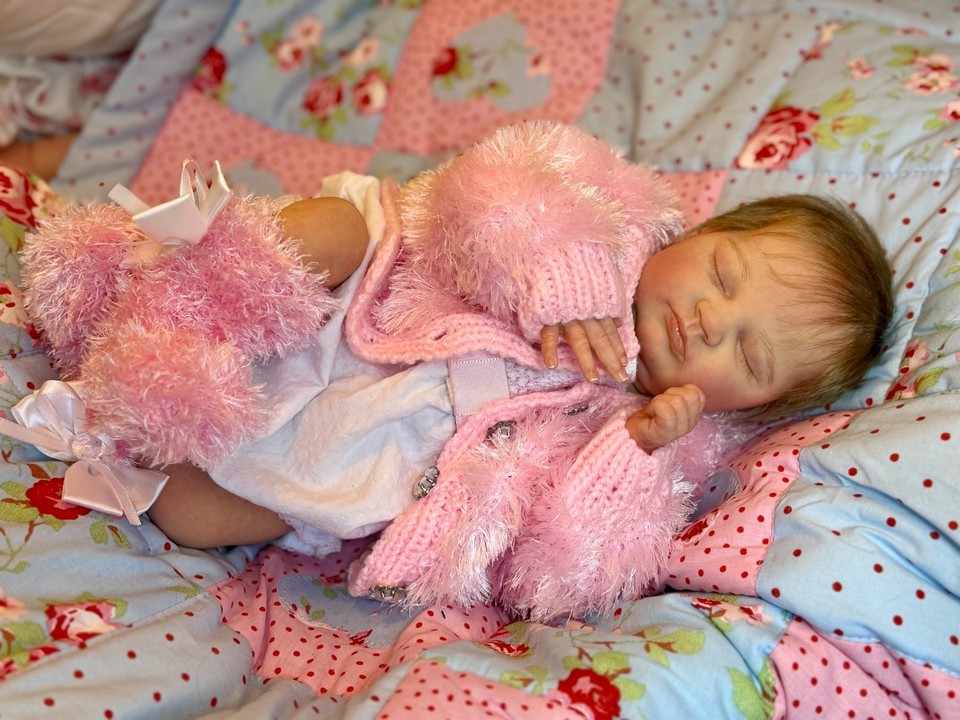Reborn baby girl Quinlynn by Vahni Gowing Ready now | eBay UK