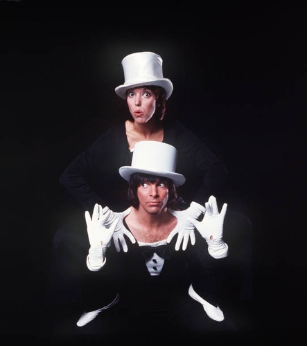 Robert Shields, Lorene Yarnell on The Sonny and Cher Show 1977 TV OLD ...