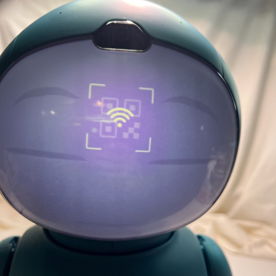 Moxie Robot by Embodied – Used, Powers On, APP available read desc ...