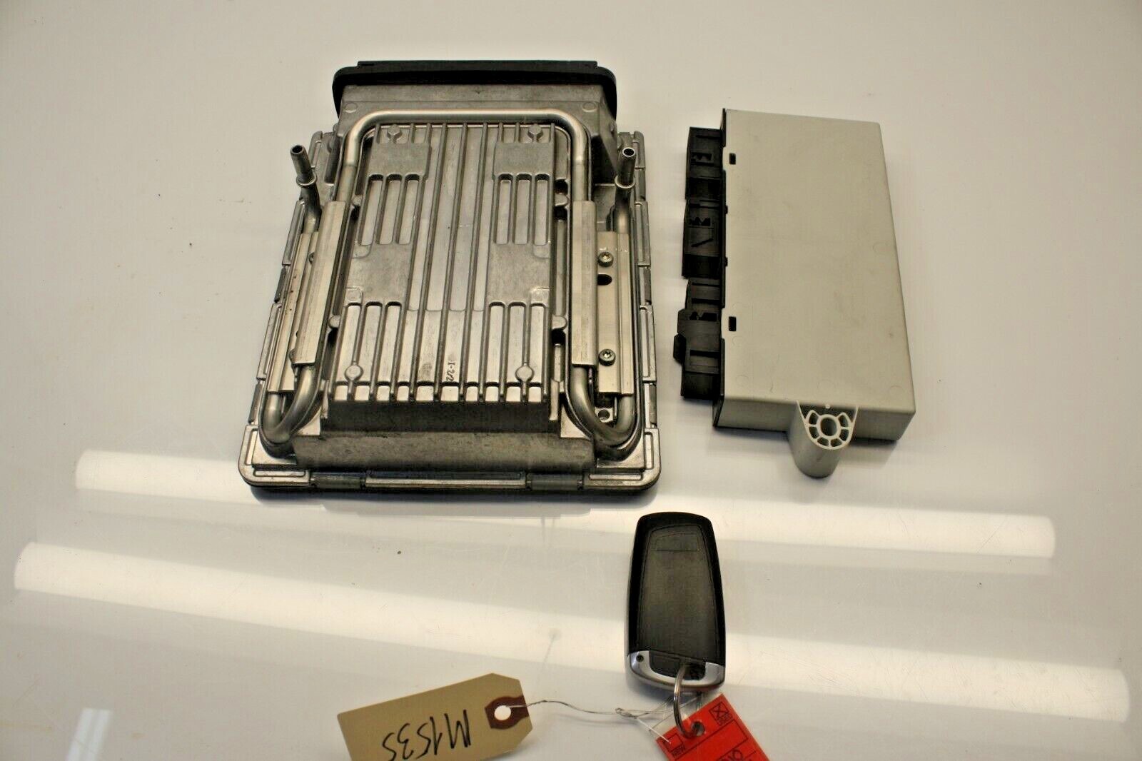 09-12 BMW F02 F01 750i 750LI 4.4L N63 ENGINE ECU DME CAS4 MODULE LOCK ...