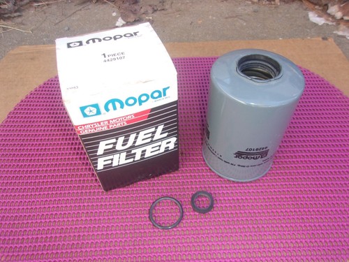 1992 1993 Dodge Truck D250 D350 W250 W350 Diesel NOS MoPar FUEL FILTER ...