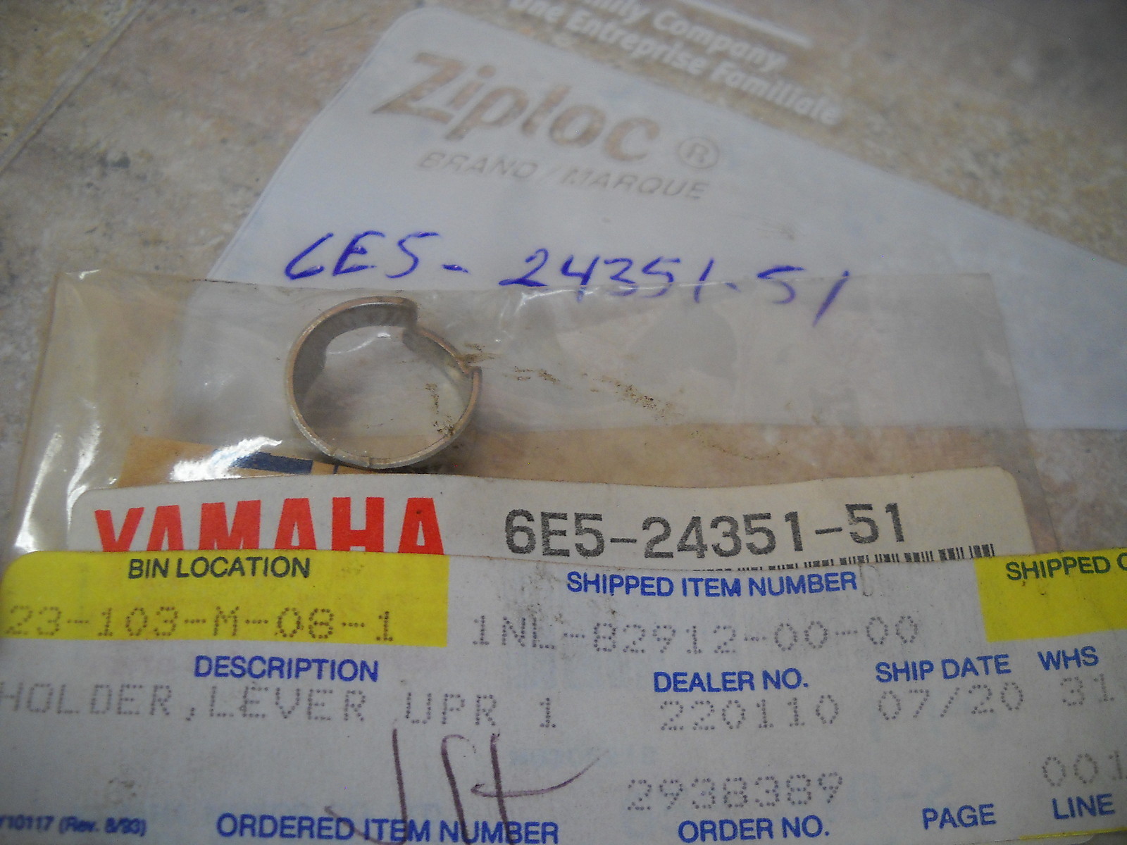 NOS OEM Yamaha Marine Upper Lever Holder 6E5-24351-51 | eBay