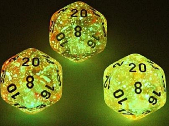 Chessex Lab Dice 4: Nebula Polyhedral Supernova/White Luminary 8-Die ...