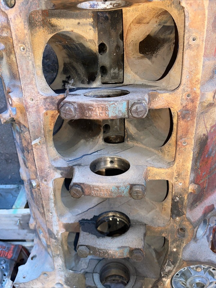 1965 Chevrolet 327 Bare Block GM #3858174 | Cast Iron | Genuine OEM ...