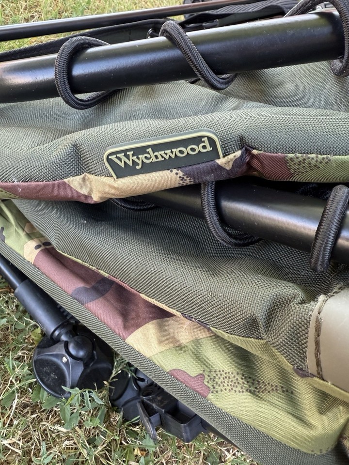 Wychwood Tactical x Flatbed Standard Fishing/Camping Bed Chair ...