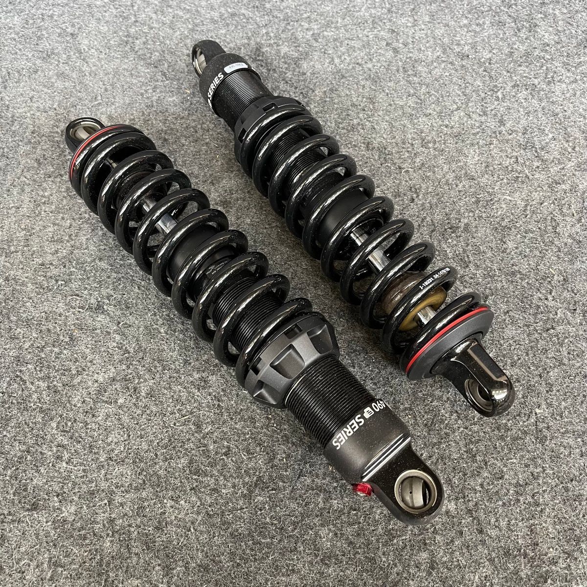 PROGRESSIVE SUSPENSION 490-1002 Motorcycle Shocks For '08-'17 FXDF FAT ...