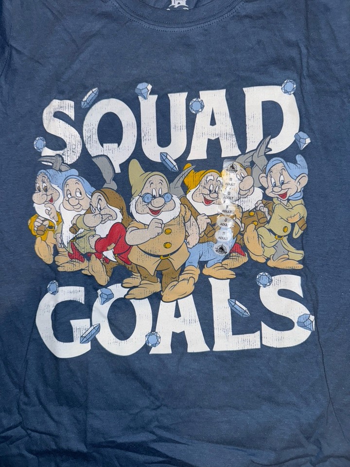 Disney NWT Seven Dwarfs t shirt size S Squad Goals 100% Dopey Grumpy ...