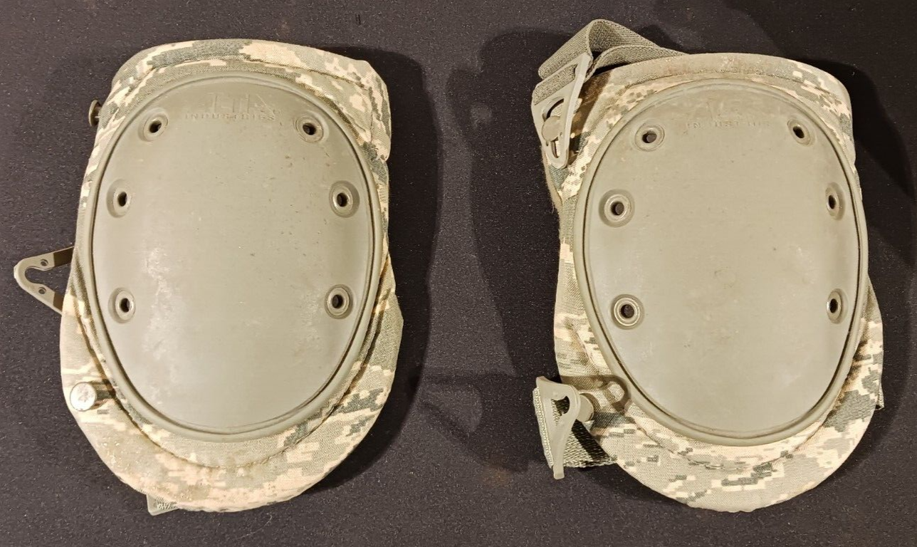 U.S Military Knee Pads Large Knee protection ALTA Ind ScuffsOutside Adj ...