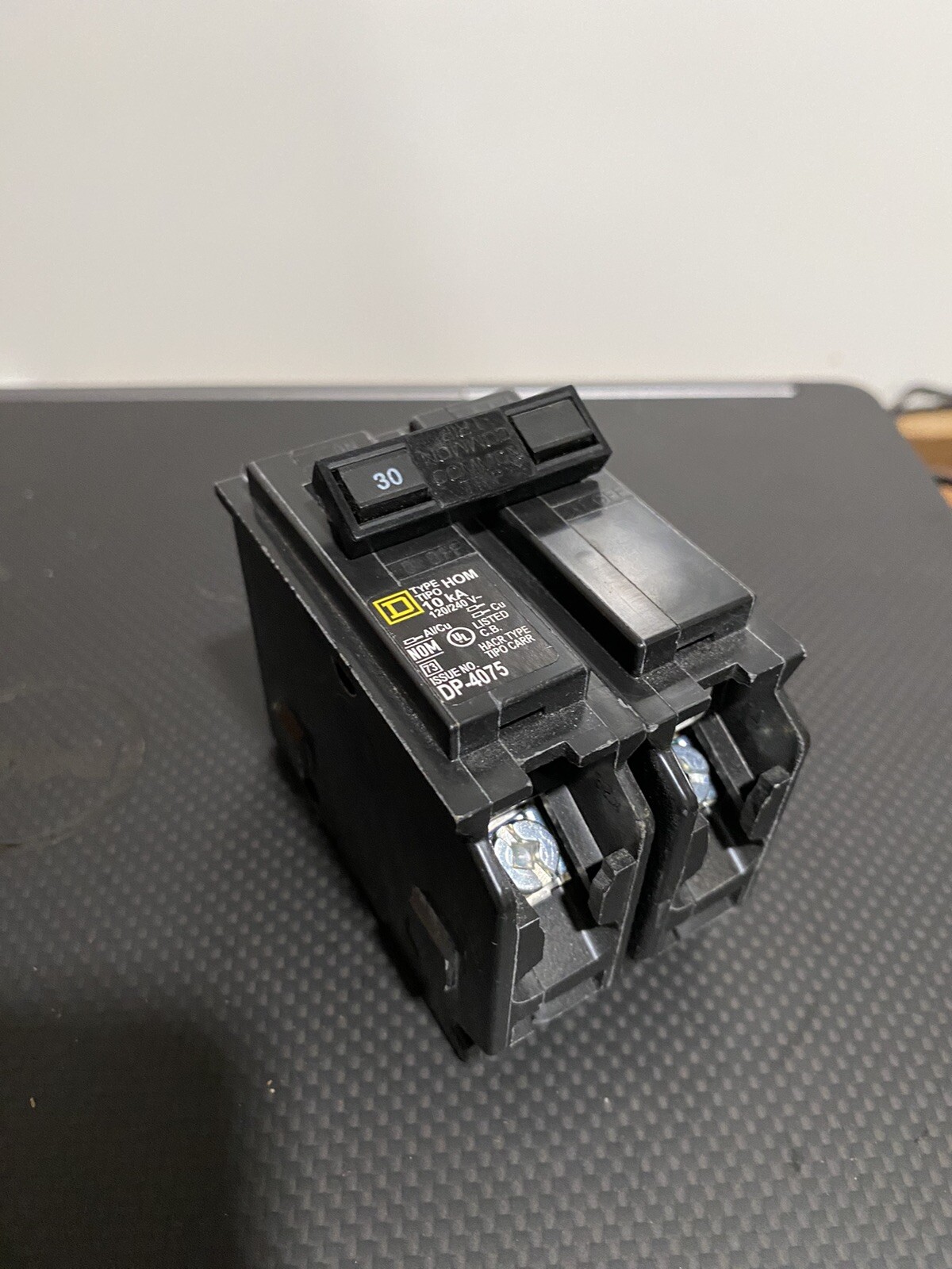 Square D HOM230 30 Amp 2 Pole Circuit Breaker for sale online | eBay