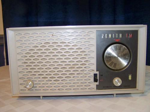 Nice 1960s Great Working Great Sounding Vintage Zenith Table Top FM ...