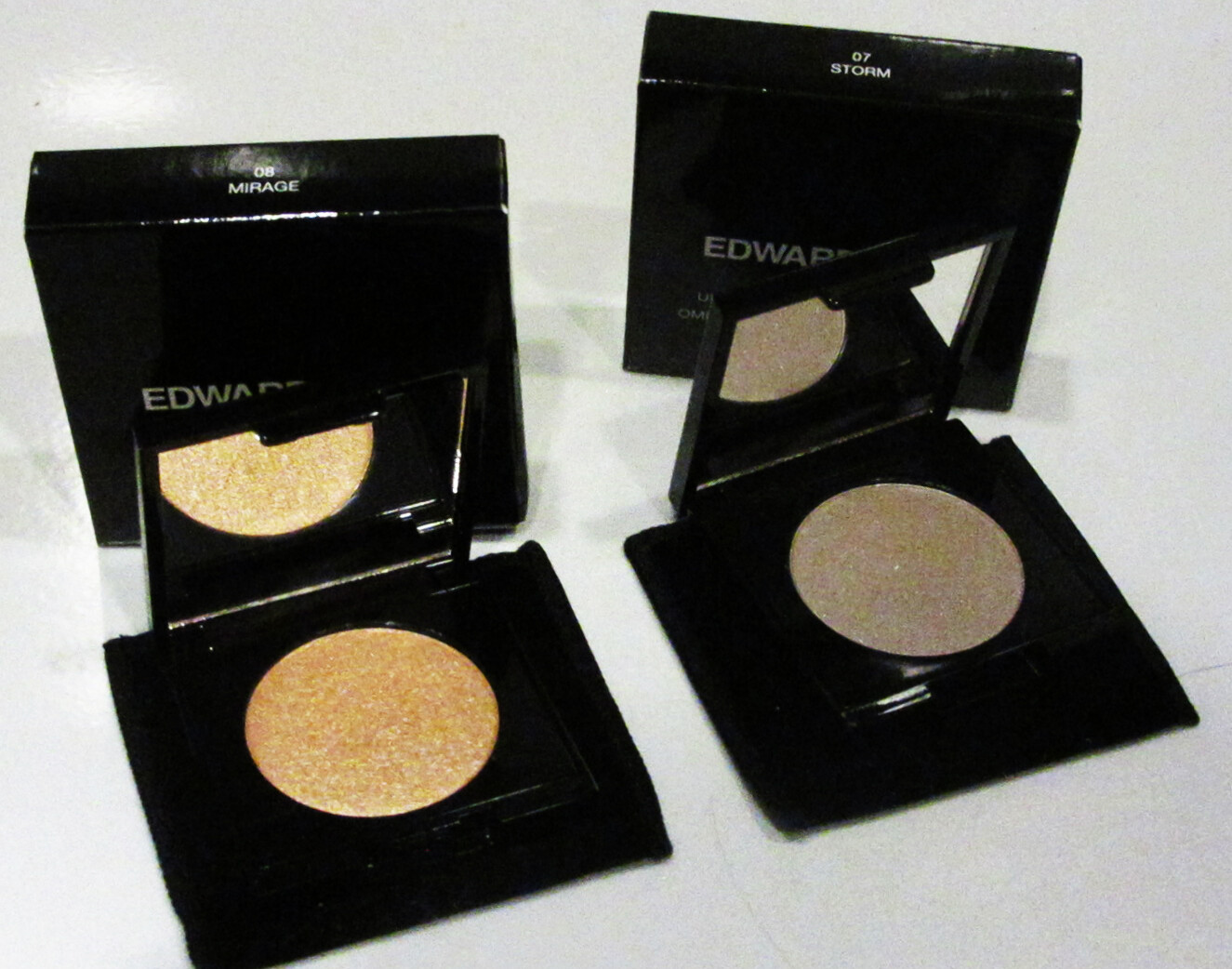 Edward Bess Eyeshadow MIRAGE Golden Peach or STORM Silver Taupe Ultra ...