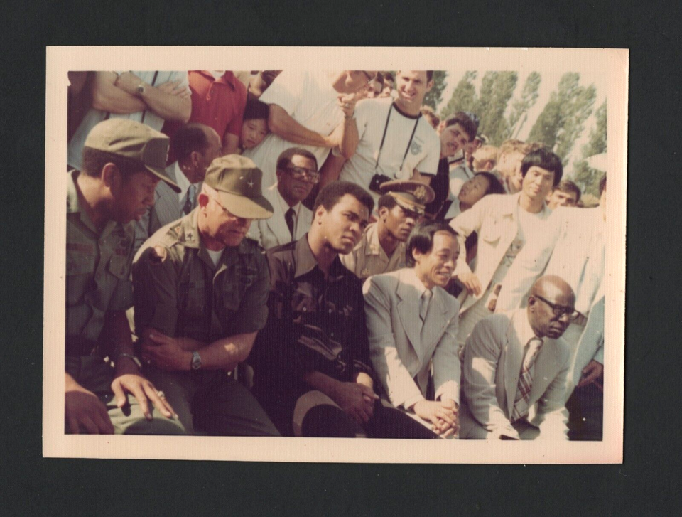 Three Vintage Muhammad Ali Original Small Photographs A4617 | eBay