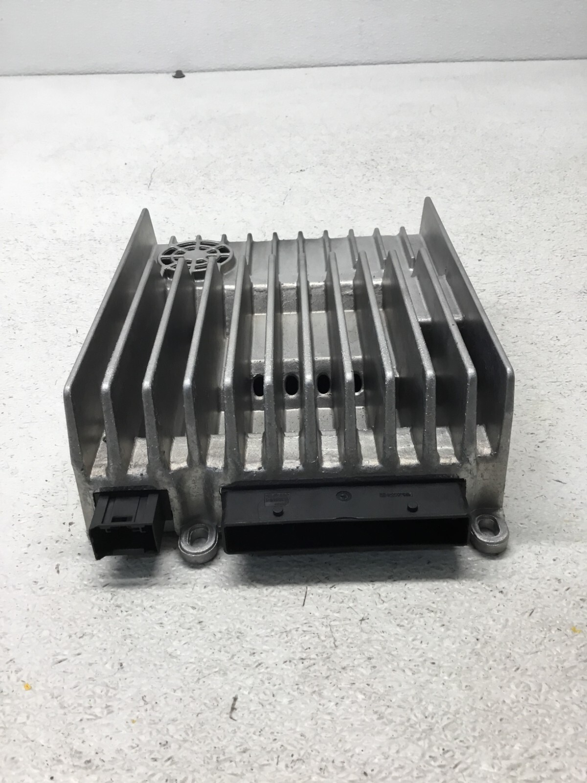 08-17 Mercedes W211 E350 SL550 Amplifier Amp Harman/Becker A2118709690 ...