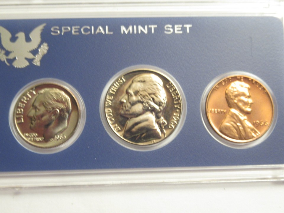 1965, 1966, 1967 US SMS (special mint sets) silver Kennedy's US Mint ...