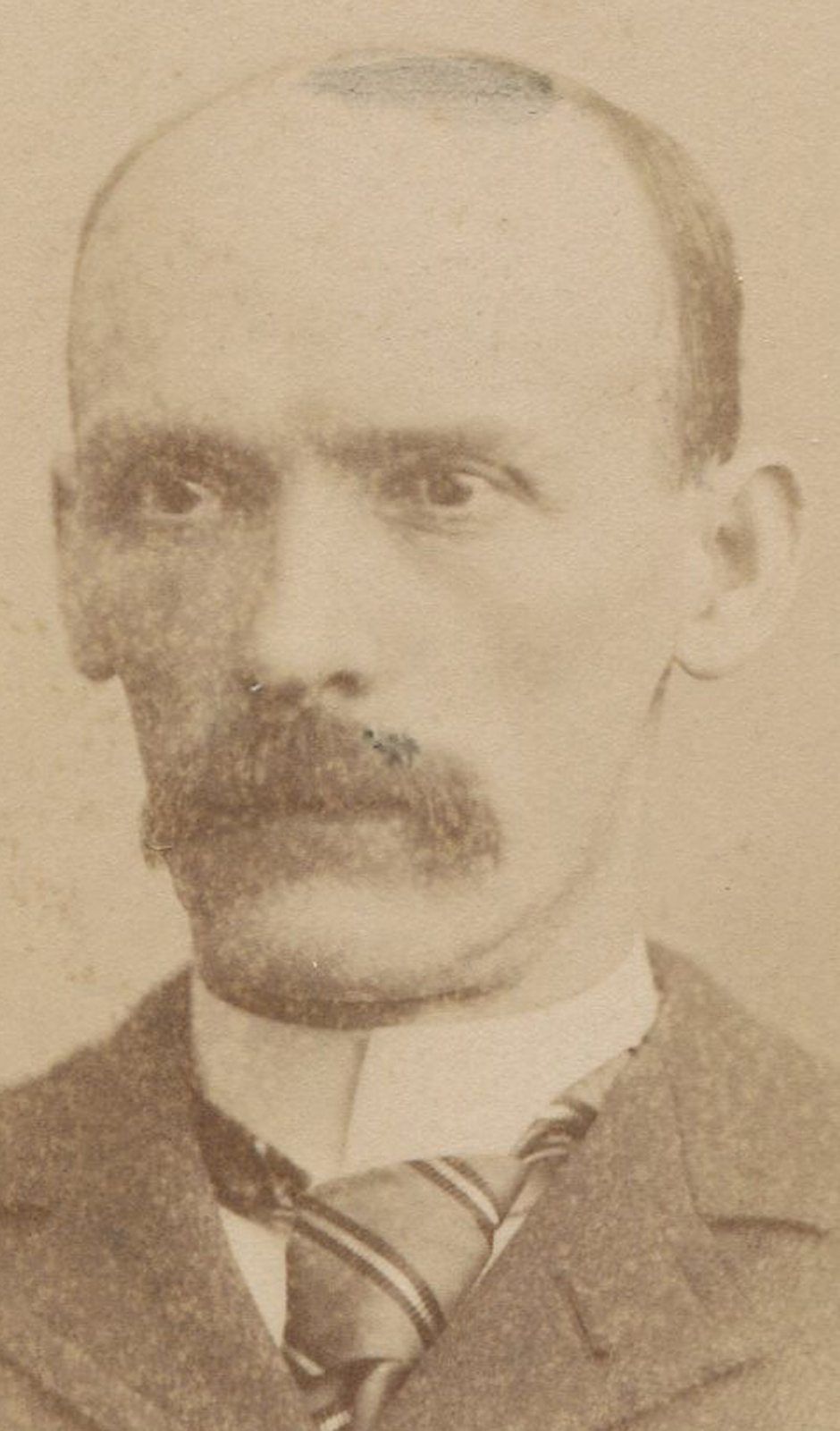 GAUNT MAN WITH THICK MUSTACHE. CABINET CARD. CHAMBERSBURG, PA. | eBay