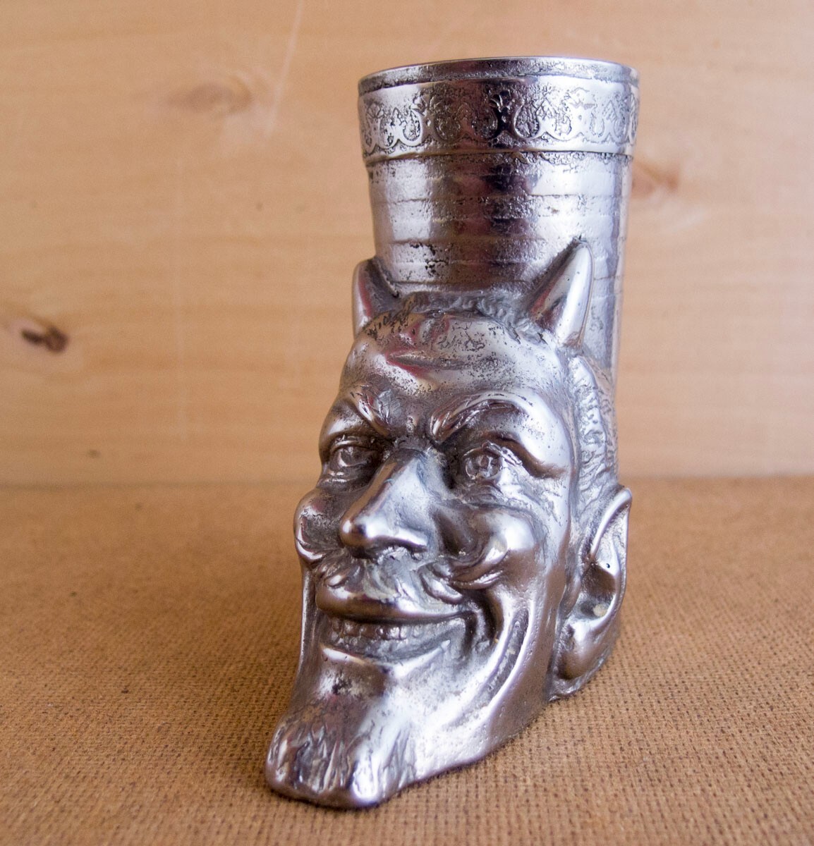 DEVIL Satan statue heavy Metal vase Urn Ashtray Pencil holder Halloween ...