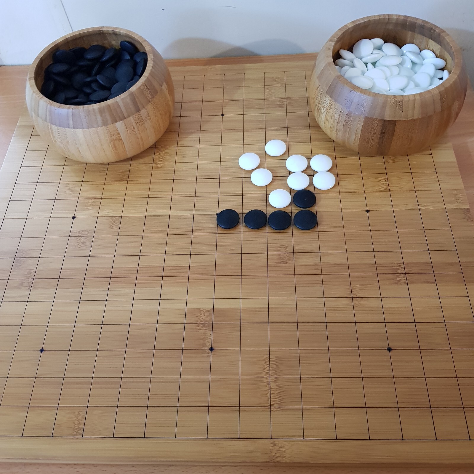 Japanese Chinese Wooden Go Board IGO Game stones Nachi Complete w ...