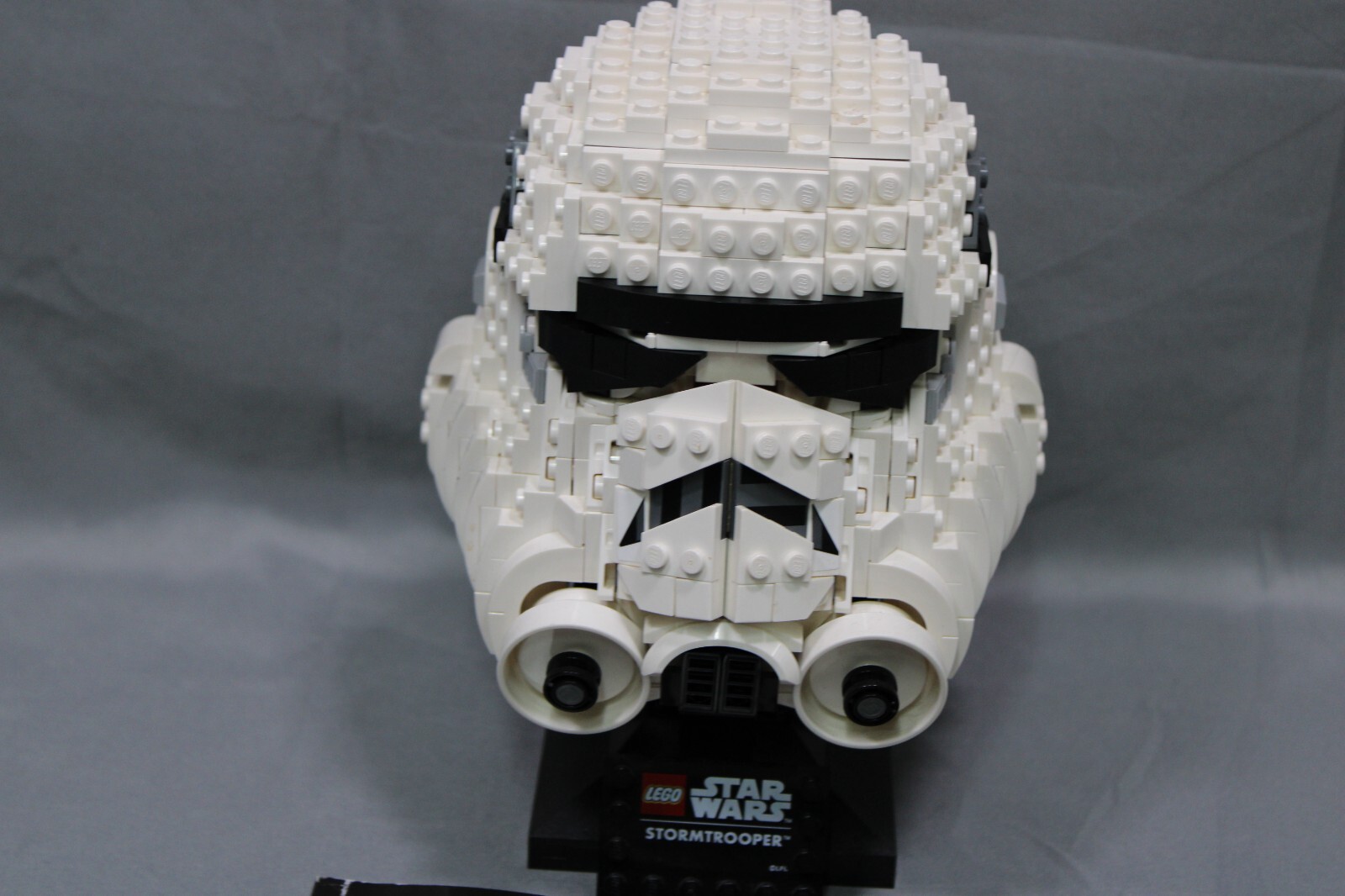 LEGO Star Wars Stormtrooper Helmet 75276 (J5)