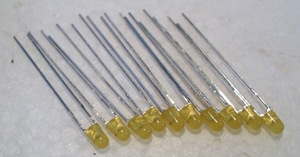 2K460 - 10 x 3mm 12 volts 11mcd Yellow LED - Light Emitting Diodes ...